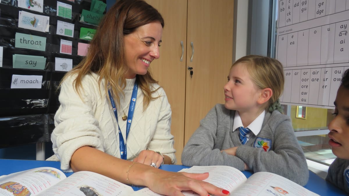Oldfield Brow Primary School teaching assistant wins prestigious ...