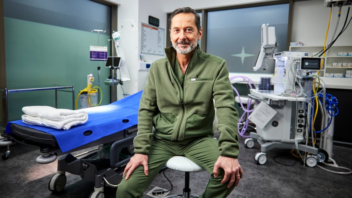 Leading plastic surgeon opens new private clinic in Altrincham town centre