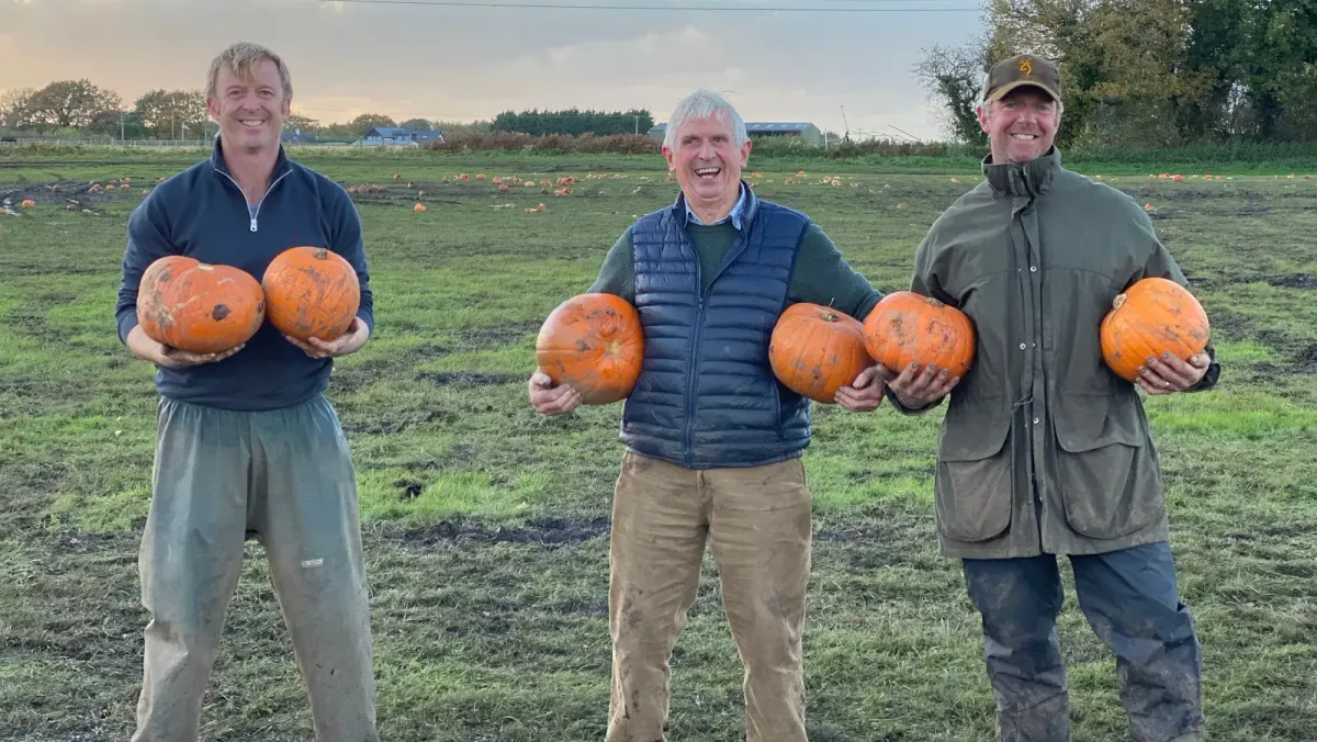 From apples to pumpkins, it’s a family affair in Dunham Massey ...